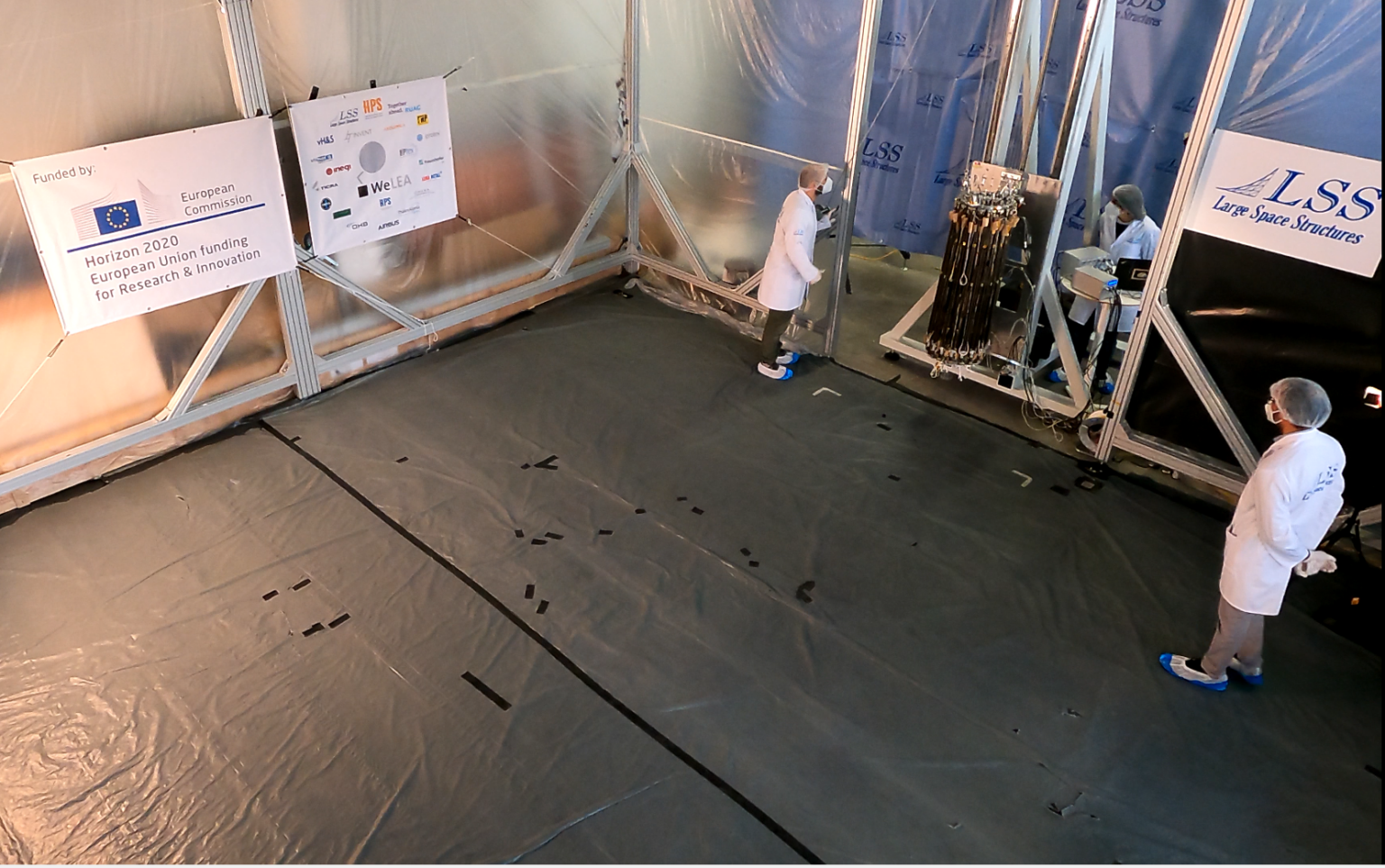 Live Deployment of 5m X-band LEA Large Deployable Reflector - Large ...