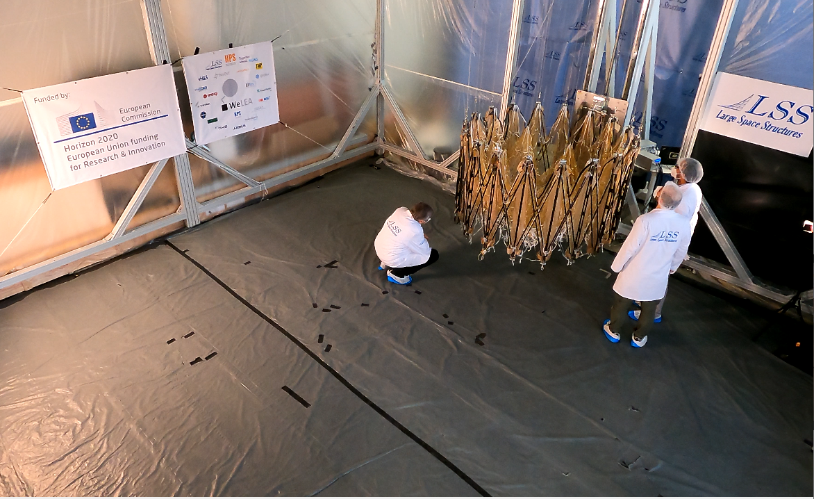 Live Deployment of 5m X-band LEA Large Deployable Reflector - Large ...